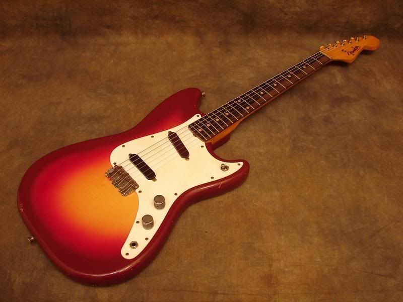 Zhivago's Vintage Hotties - 1963 Fender Duo-Sonic - OffsetGuitars.com