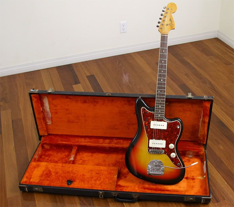 Re: Zhivago's Vintage Hotties - 1966 Fender Jazzmaster - OffsetGuitars.com