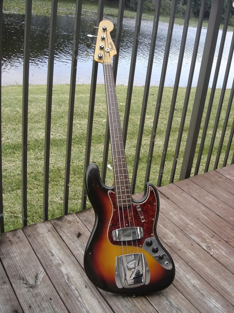 Zhivago's Vintage Hotties - 1963 Fender Jazz Bass - OffsetGuitars.com