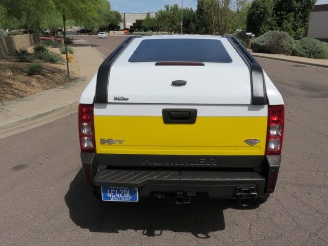 Hummer H3T Slant Back Snug Top Central, TX | Pirate 4x4